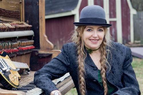 Anne McCue on Pandora | Radio, Songs & Lyrics
