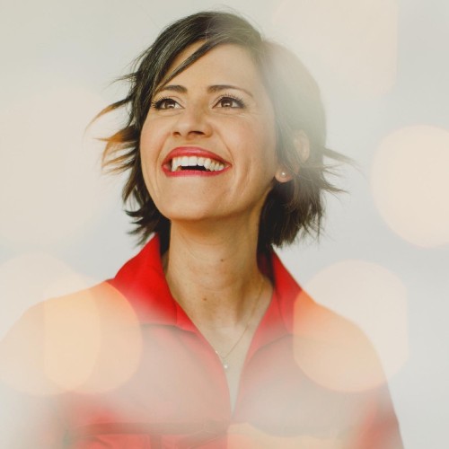 JJ Heller (Holiday) on Pandora | Radio, Songs & Lyrics