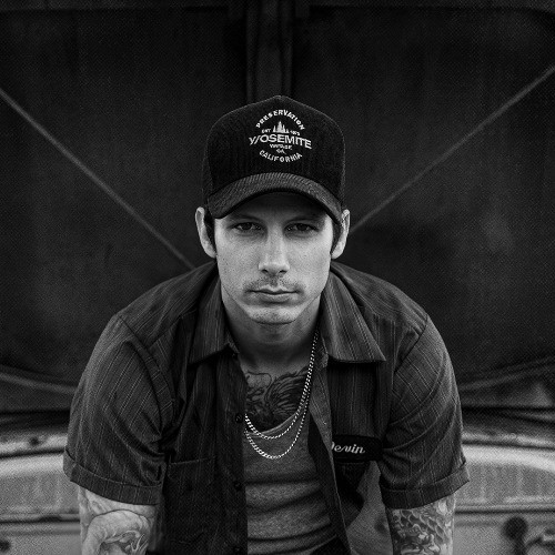 Devin Dawson on Pandora | Radio, Songs & Lyrics