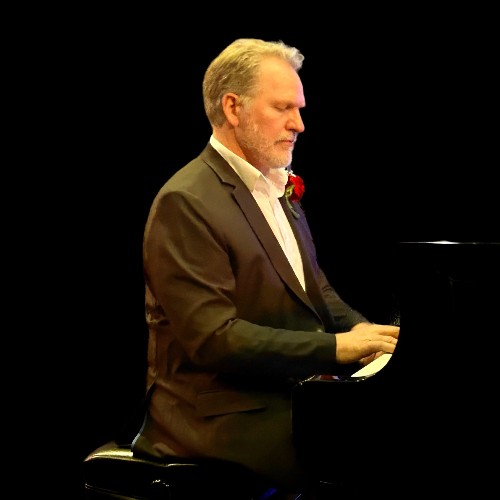 Garth Smith on Pandora | Radio, Songs & Lyrics