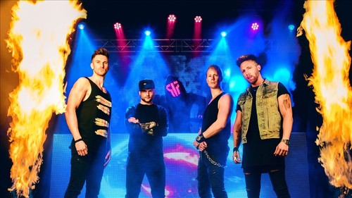 Smash Into Pieces on Pandora | Radio, Songs & Lyrics