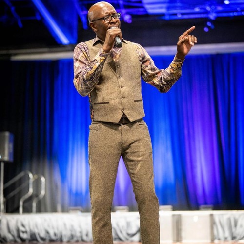 Simply Wayne on Pandora | Radio, Songs & Lyrics