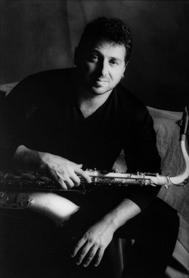 Listen to Richard Elliot | Pandora Music & Radio