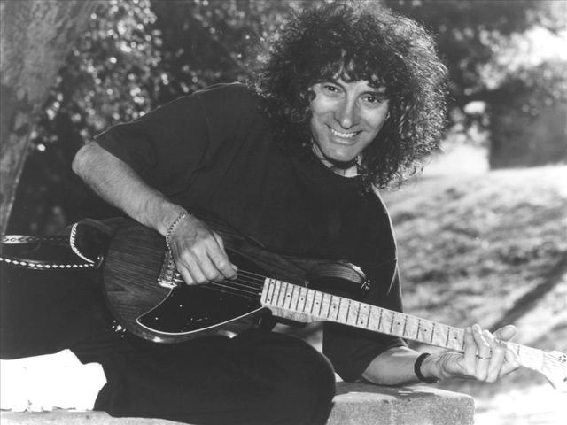 Listen to Albert Lee | Pandora Music & Radio