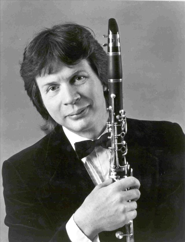 Listen to Richard Stoltzman | Pandora Music & Radio